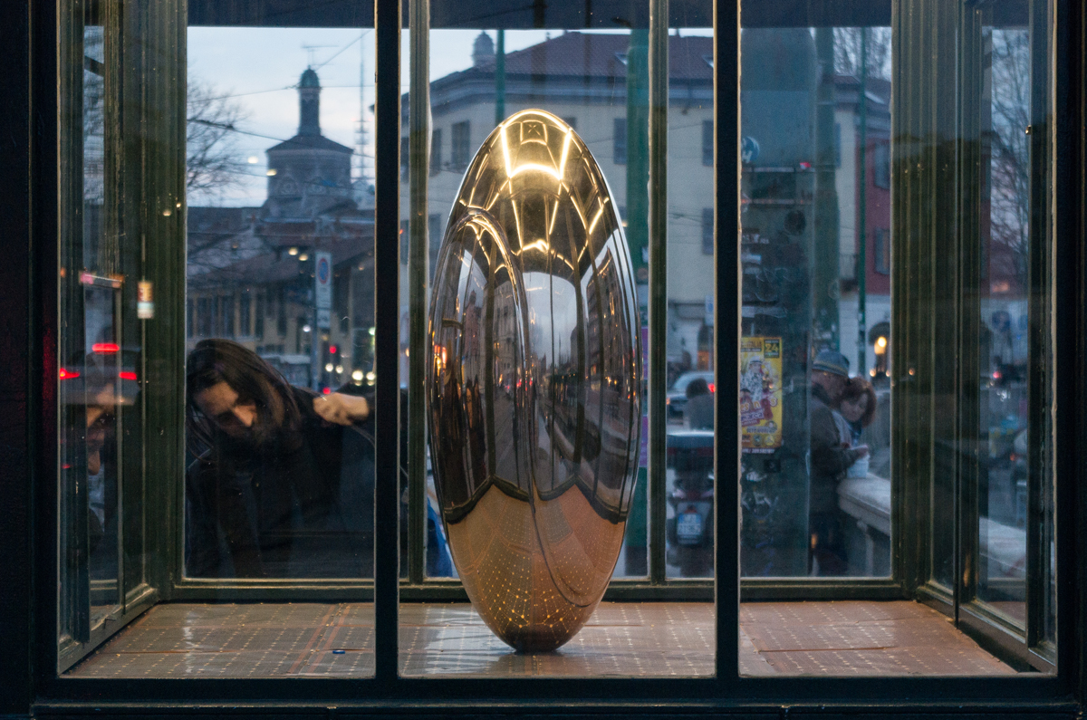 Un uovo di drago. Brancusiano e quantistico. Immagini dell ...